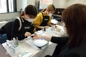 DSC_0595｜トータルビューティ科ブログ｜大阪ベルェベルビューティ＆ブライダル専門学校｜メイク・エステ・ネイル・ブライダル専門学校なら「面白く」学べるベルェベル